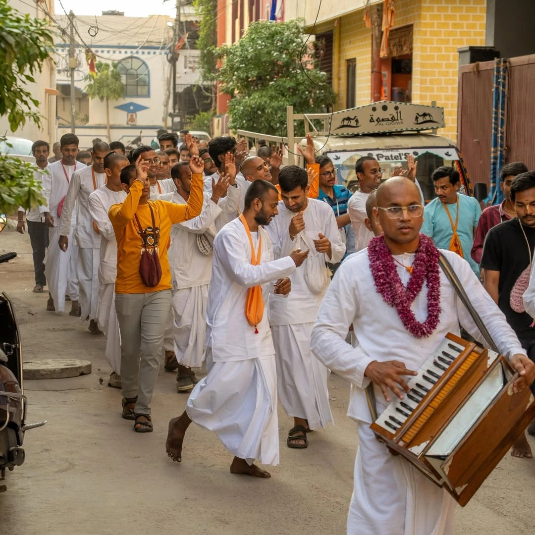 ISKCON of Bhiwandi - Dissolve in Krishna Consciousness